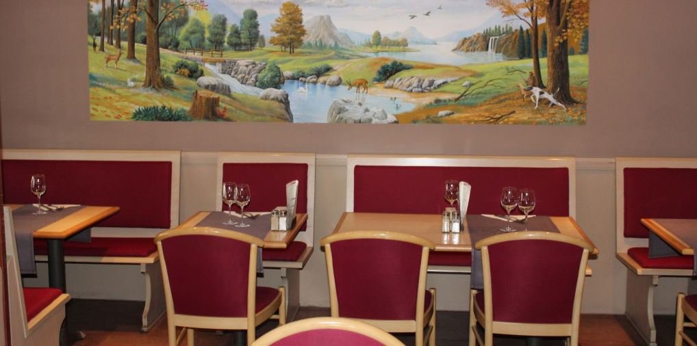 LE SAINT HUBERT - Restaurant Belge - Schaerbeek 1030