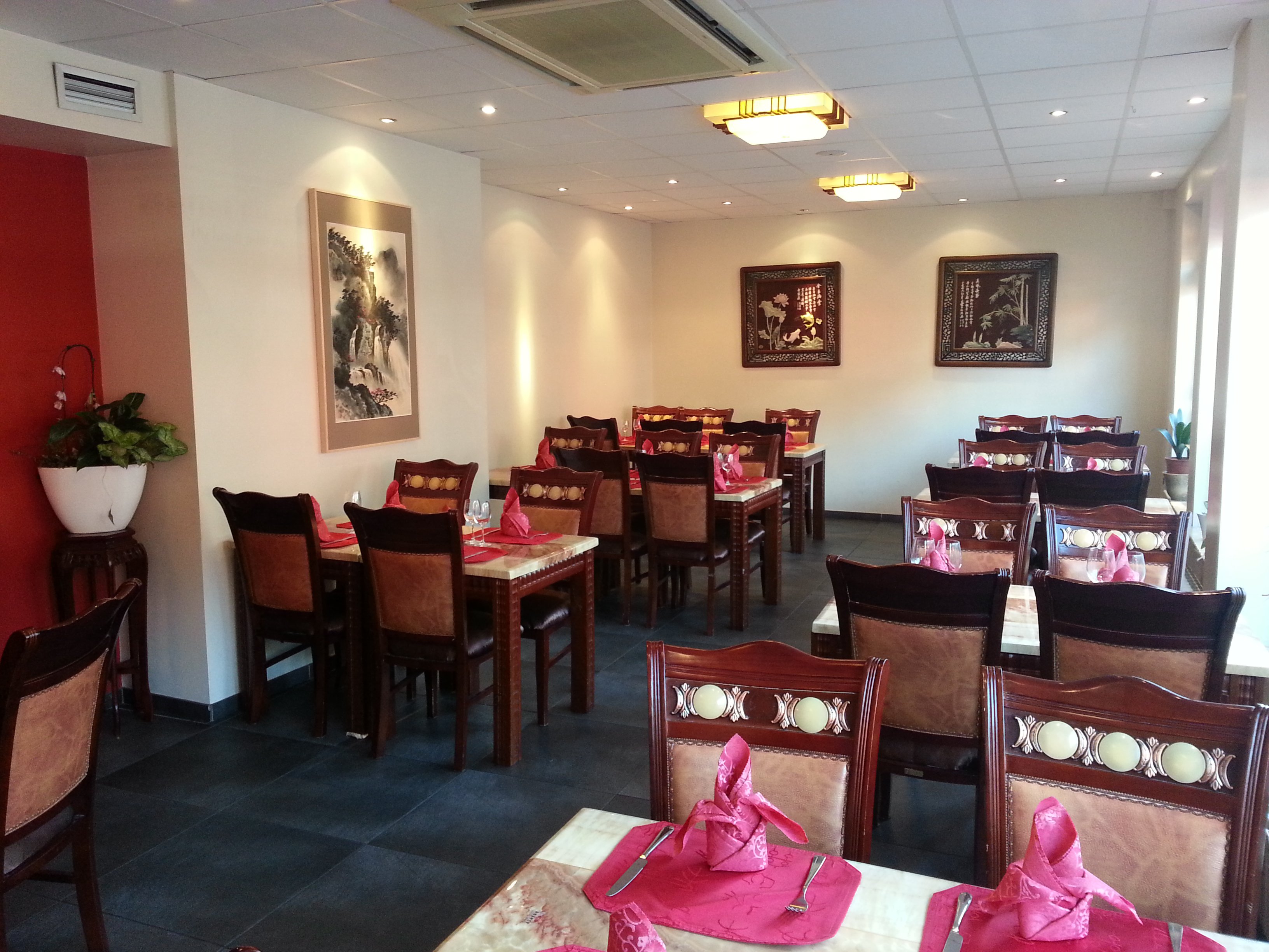 WOK PACIFIQUE - Restaurant Asiatique - Courcelles 6180