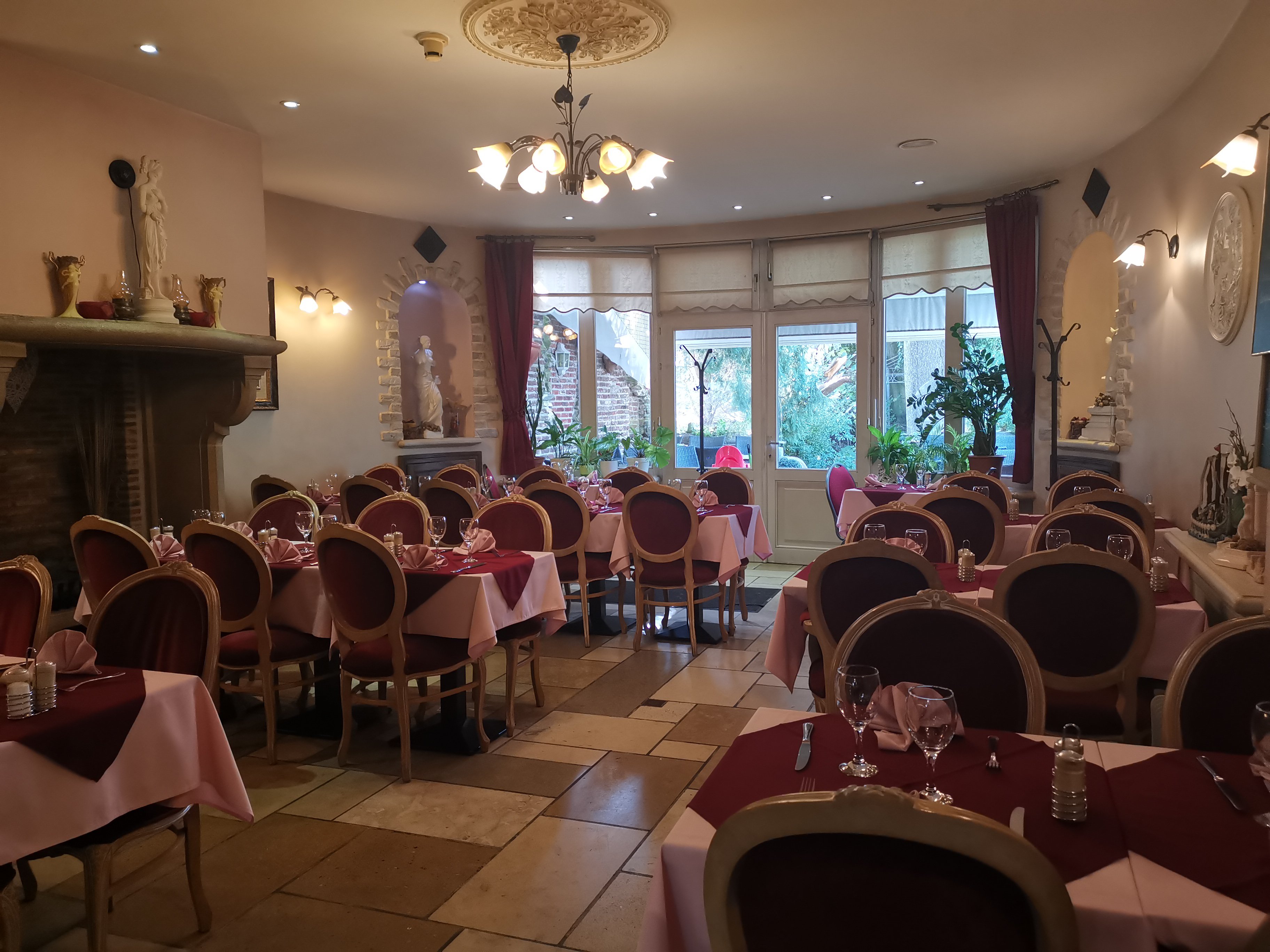 PELLAS - Restaurant Grec - Berchem-sainte-agathe 1082